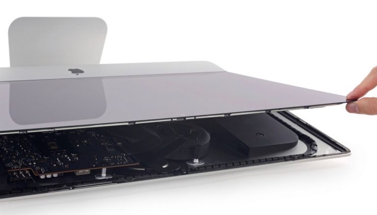 iFixit、iMac (Retina 4K, 21.5インチ, 2017)の分解レポートを公開。CPU/メモリとも換装可能で、マイクは画面下へ移動。 | AAPL Ch.